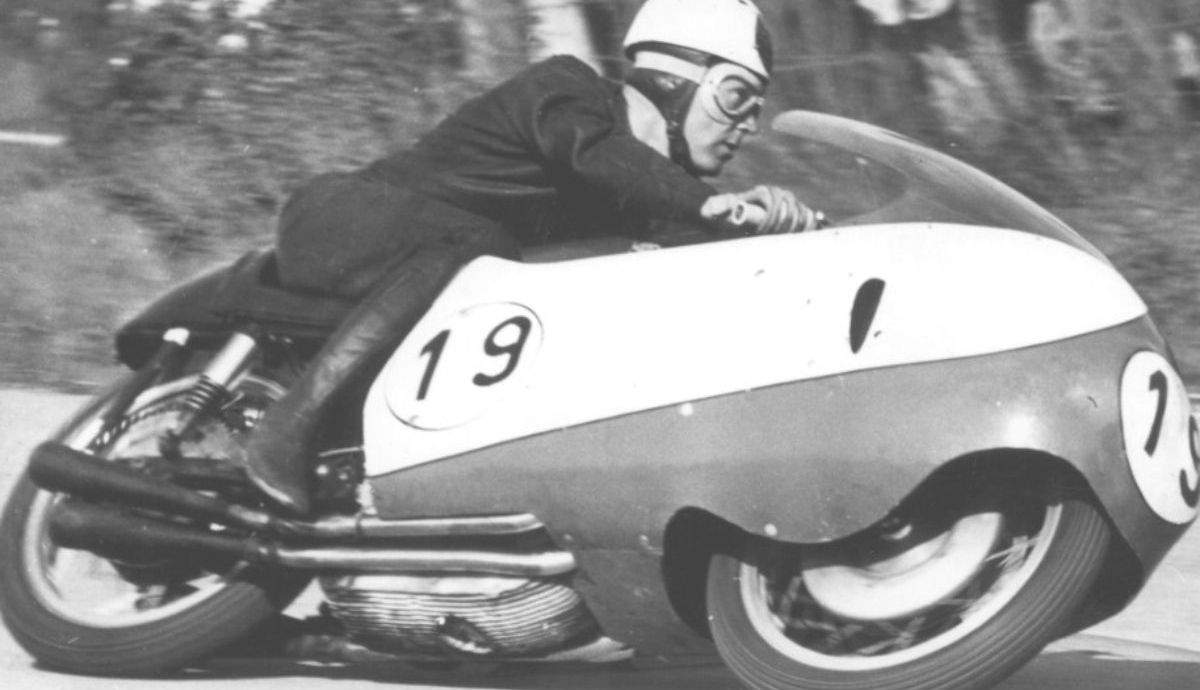 Recordando la figura de Geoff Duke, el gran campeón