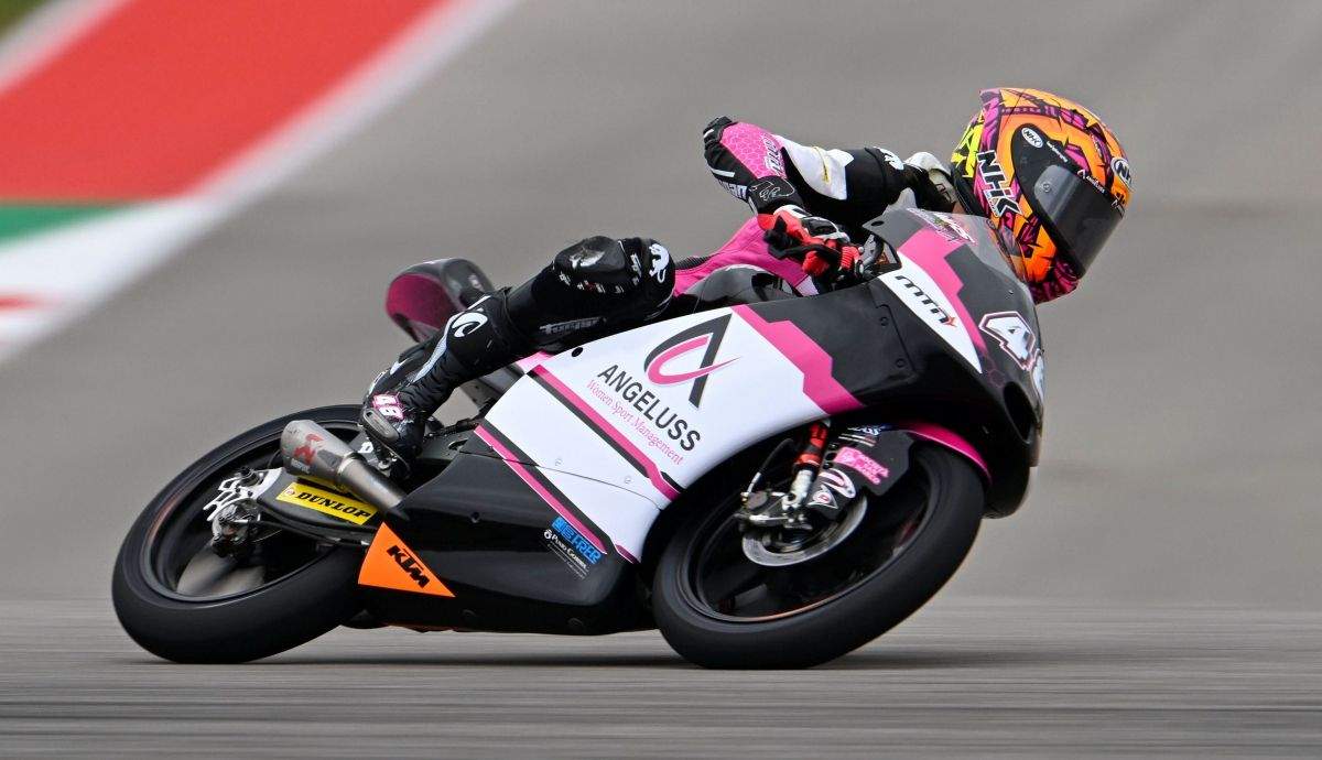 Iván Ortolá lidera el triplete español de Moto3 en Austin