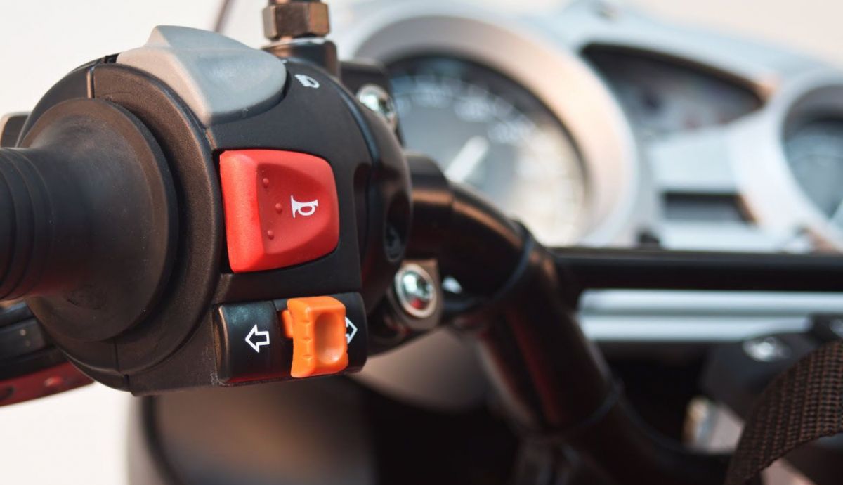 Claxon, ¿Cuándo puedes usarlo sin que te multen?