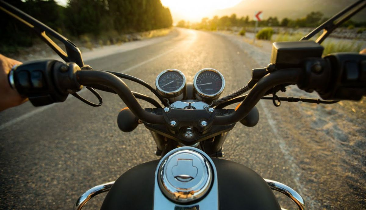 La agudeza visual en la moto: La importancia de la vista