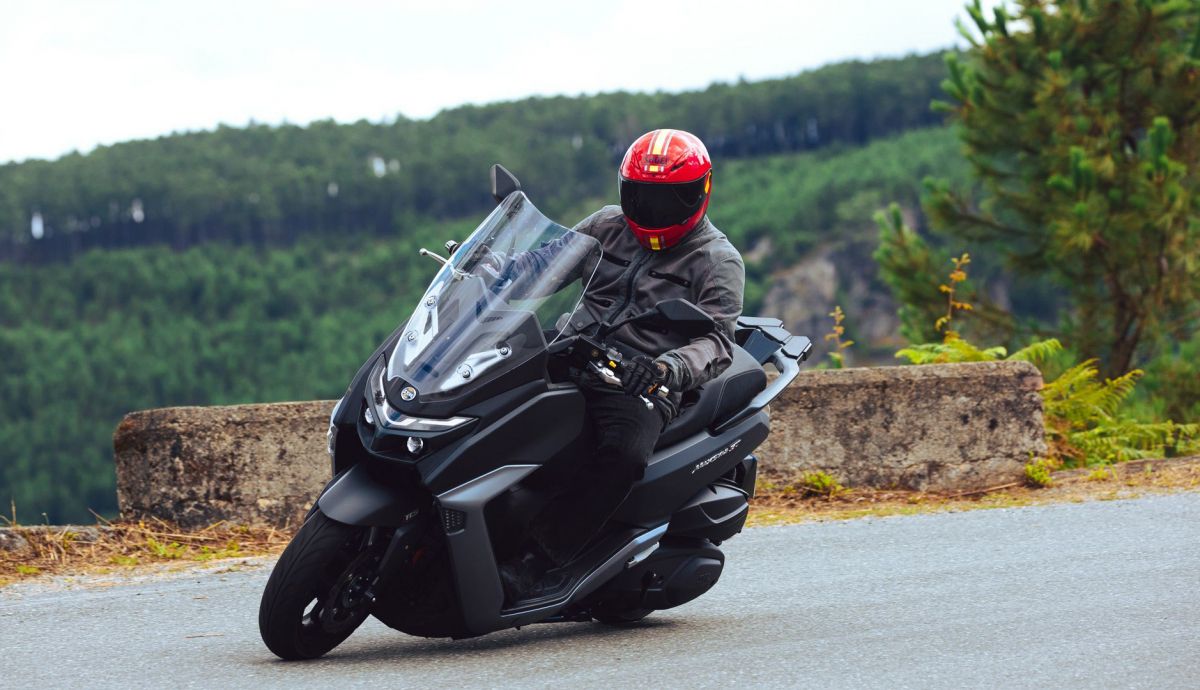 SYM Maxsym 400 GT, prueba del nuevo scooter de turismo de...