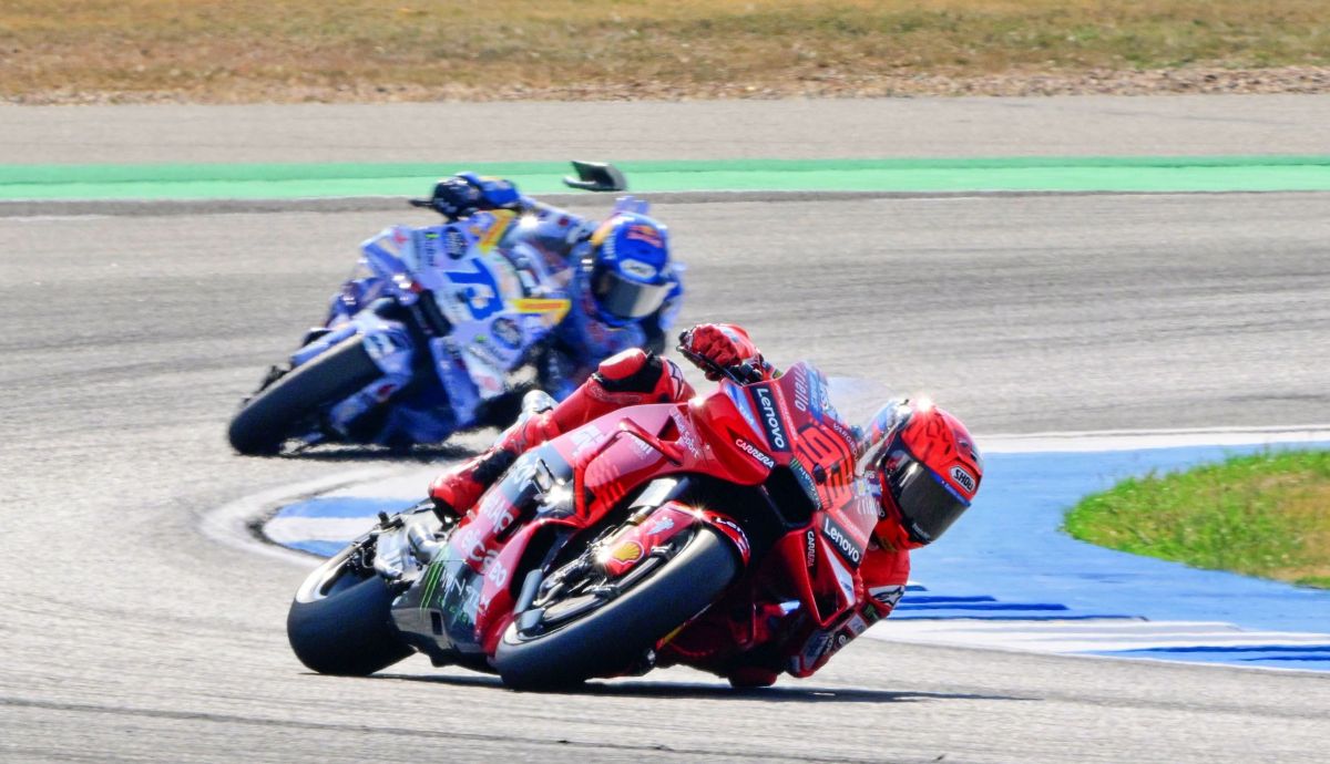 Marc Márquez vence ante Álex y lidera MotoGP tras 2.000 días